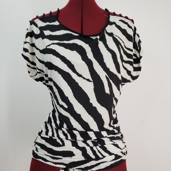 tree barn | Tops | Tree Barn Woman Cold Shoulder Blouse Small Ruched ...